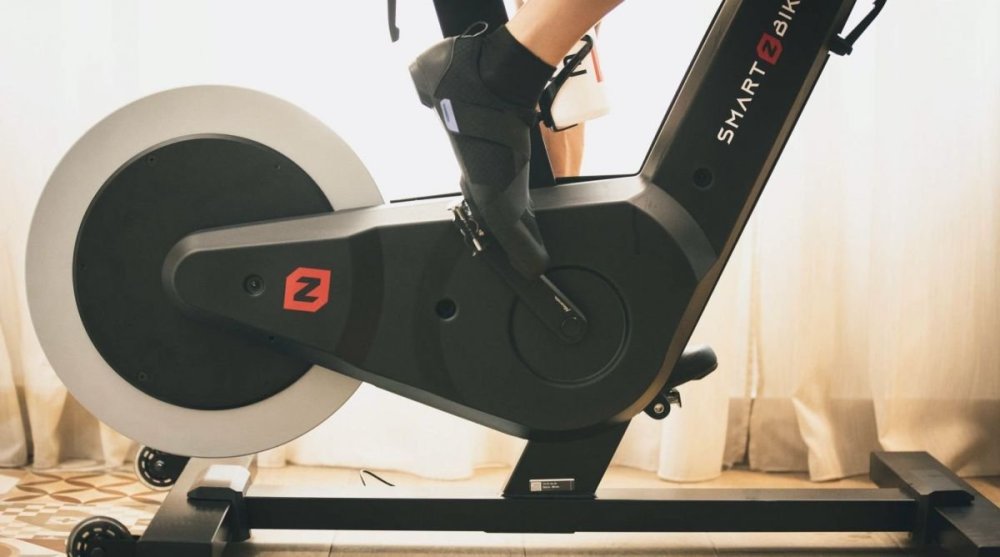 ¿Rodillo o bicicleta estática? Pros, contras y cuál elegir | Deportes ...